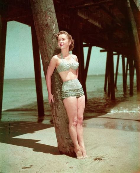 44 Beautiful Photos Of Janet Leigh In The 1940s And 1950s ~ Vintage