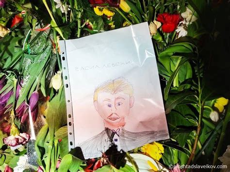 Бащата на апостолите Площад Славейков