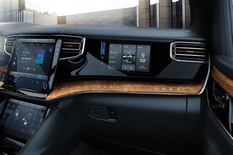 Interior Design 2025 Jeep Grand Wagoneer Suv