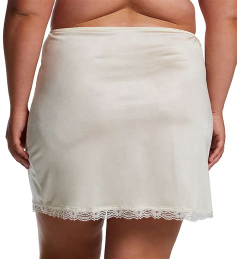 Nylon Essentials 15 Inch Half Slip