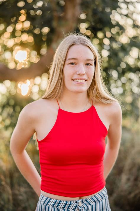 Frank E Murphy Park Henry And Sophias Senior Portraits — Tandem