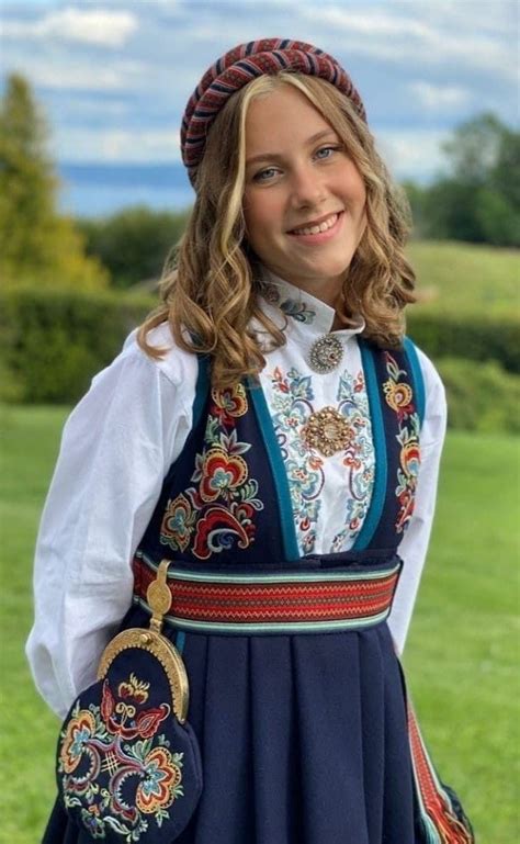 Pin By ♡sacred♡♡feminine♡ On House Of Glucksborg Costumes
