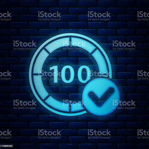 빛나는 네온 카지노 칩 아이콘 벽돌 벽 배경에 격리 카지노 도박 벡터 일러스트레이션 도박에 대한 스톡 벡터 아트 및 기타 이미지 도박 룰렛 벡터 Istock