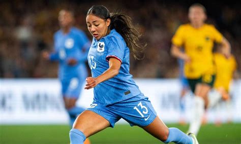 Bleues Des Nouvelles Rassurantes De Selma Bacha Après Sa Blessure