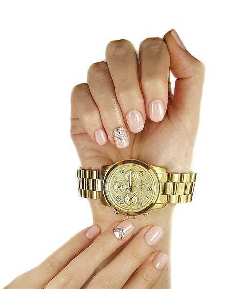 Привет😋 У меня хорошее начало дня и отличное настроение В связи с этим я задумалась что же