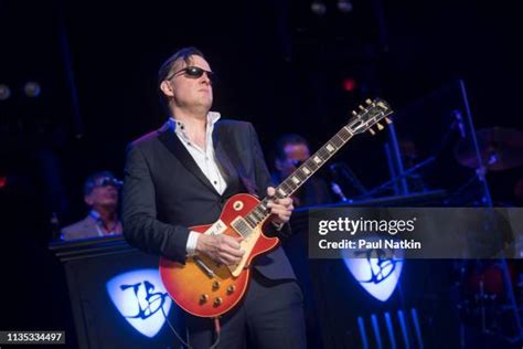 Joe Bonamassa Photos And Premium High Res Pictures Getty Images