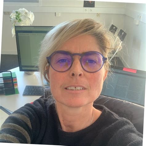 Nadine Bouron Cheffe De Service Hébergement Habitat Et Humanisme