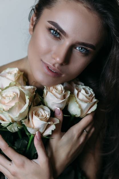 Imágenes De Belleza Sentimental Descarga Gratuita En Freepik