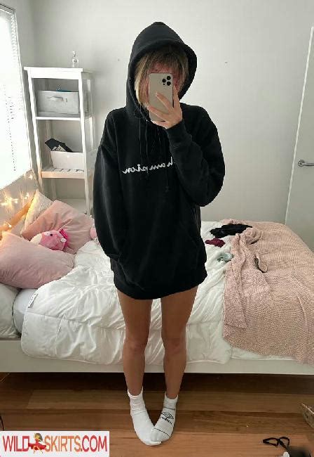 Milasobolov Mila Sobolov Milasobolov Nude OnlyFans Instagram