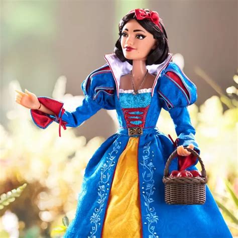 Disney Collectibles Figurines Ornaments And More Disney Store