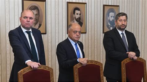 ДБ ще внесе проект за решение за изпращане на оръжие за Украйна веднага след свикване на НС