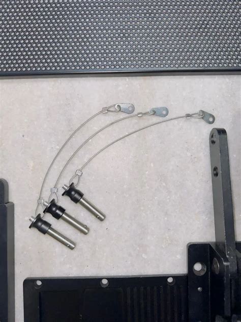 HDL Line Array Fitting Accessories Ashok Cabinet Maker At Piece New Delhi ID