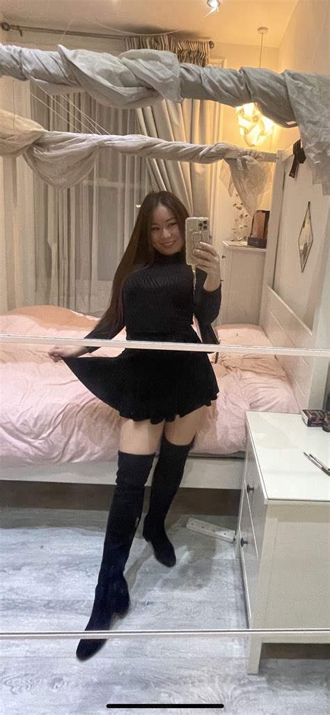 Yiming On Twitter Let S Play A Game What Am I Wearing Inside N N Answer On My