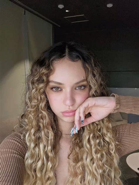 Katseyes Daniela Off The Record Curly Hair Styles Danielaicons Pretty People