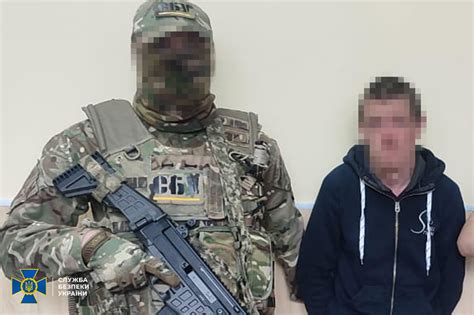 2 управління СБУ затримала коригувальника російського гру який готував координати для