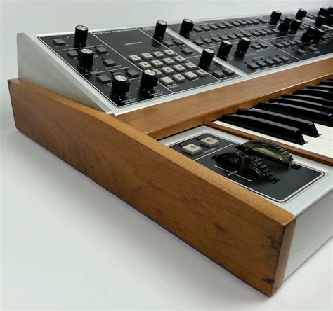 MATRIXSYNTH MOOG MEMORYMOOG Vintage Analog Polyphonic Synth SN 1070