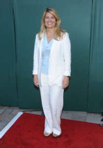 Lisa Whelchels Height Weight Bio Measurements And More