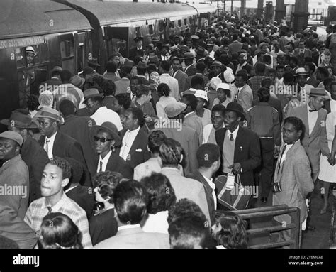 West Indian Immigrants Crowd Into London West Indians Who Arrived In