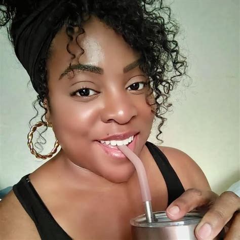 Li Li Lee Lee Li Li London • Threads Say More