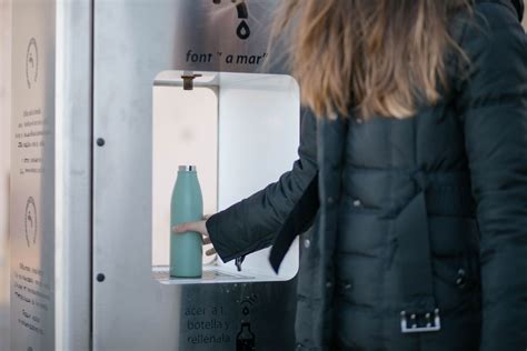 Fuentes Agua Filtrada Y Refrigerada València