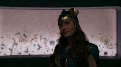 Así Luce Salma Hayek En El Nuevo Tráiler De Eternals La Nueva Película
