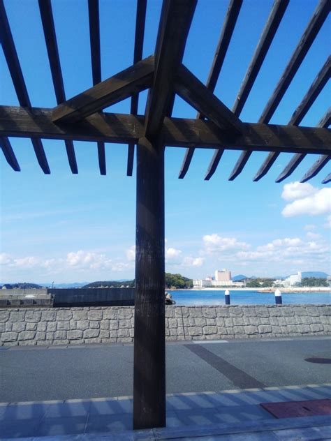 湯崎浜広場足湯 さすらいの武士