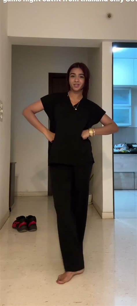 Apoorva Mukhija S Feet