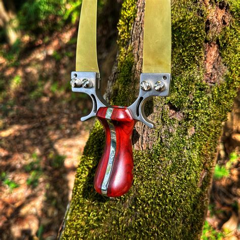 The 5 Best Slingshots For Hunting Hawksling Guide