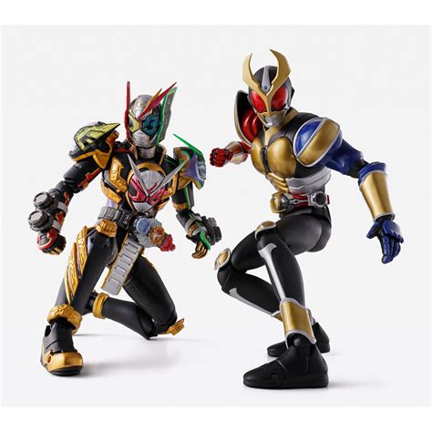 S H Figuarts SHINKOCCHOU SEIHOU MASKED RIDER AGITO TRINITY FORM