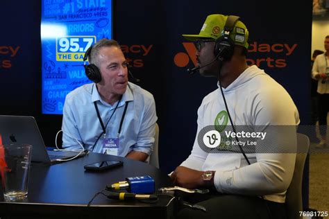 Mark Willard Left Interviews Von Miller During The Willard And Dibs
