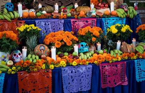 Dia De Muertos Altares Y Ofrendas