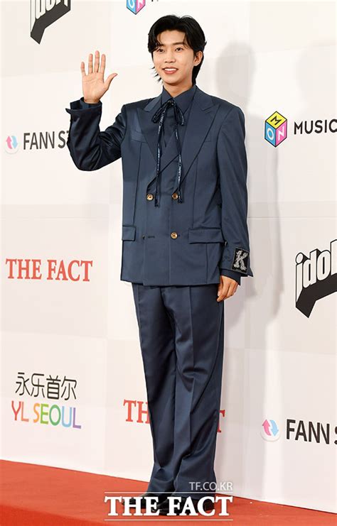 Tma포토 Tma 레드카펫 밟는 발라드 황제 임영웅 포토 기사 더팩트