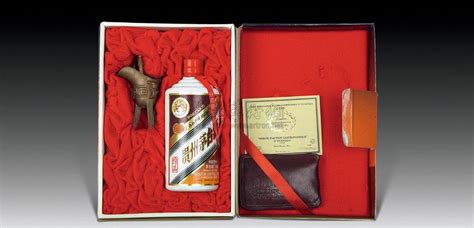 珍品茅台酒 （一瓶）上海驰翰 2011年春季大型艺术品拍卖会上海驰翰拍品价格图片拍卖专场拍卖会预展拍卖会结果卓克拍卖频道