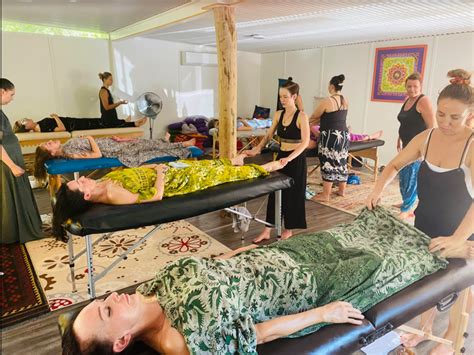 Lava Shell Massage Training Krishna Village