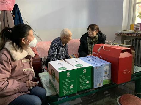 甘州区西街街道北环路社区开展春节前走访慰问活动