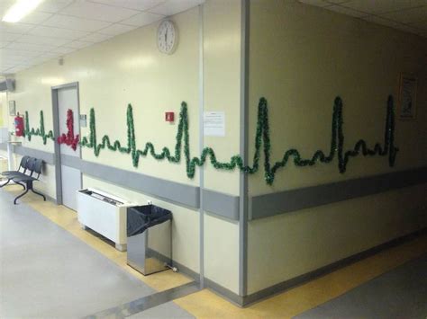 Orthologika ΠΡΩΤΟΤΥΠΟ ΚΑΡΔΙΟΓΡΑΦΗΜΑ ΧΡΙΣΤΟΥΓΕΝΝΙΑΤΙΚΟ