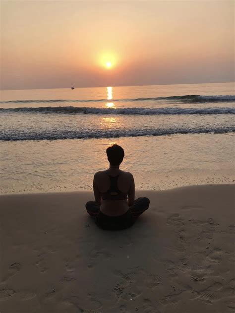 นารายณ์ลักษมี พระแม่ลักษมี เป็นชายาของ พระวิษณุ เมื่อพระวิษณุได้อวตารเป็นพระราม พระแม่ลักษมีก็