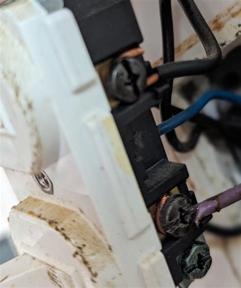 Newbie Tries To Replace Switch Fails Relectrical