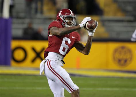 Devonta Smith Proves At Lsu That The Heisman Trophy Shouldnt Be Just A Quarterbacks Award