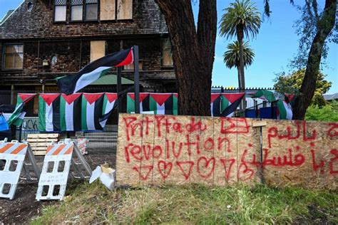 Police Arrest Pro Palestinian Protesters Occupying Abandoned Uc