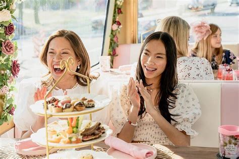 Tea Time à Bord Dun Bus Panoramique à Washington Vizitoo