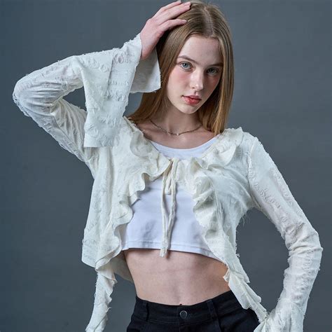 [cp] 크롭 러프 셔링 스트랩 레이어드 긴팔티 가디건 [ivory] Kcl 감도 깊은 취향 셀렉트샵 29cm