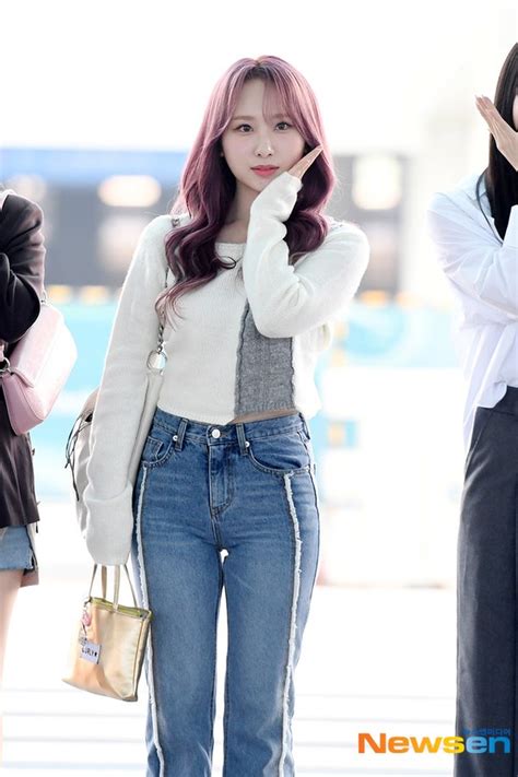 로켓펀치 쥬리 시크한 반쪽 꽃받침[포토엔hd] 아이돌24시 네이트 연예