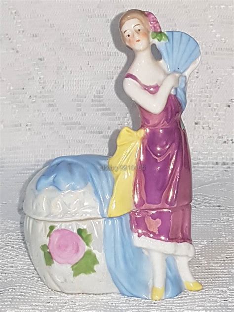 Старинна порцеланова кутия за бижута Антиквариат София Старинна порцеланов кутия за б