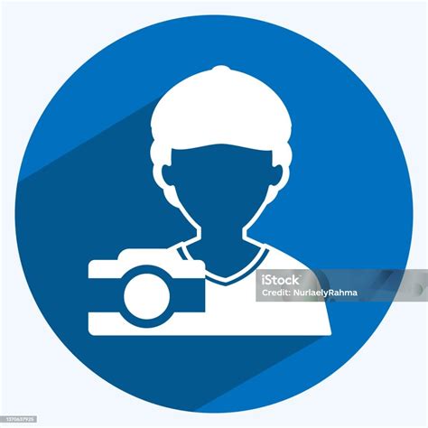 부드러운 파란색 배경에 고립 된 트렌디 한 긴 그림자 스타일로 사진 아이콘을 촬영 가상현실에 대한 스톡 벡터 아트 및 기타