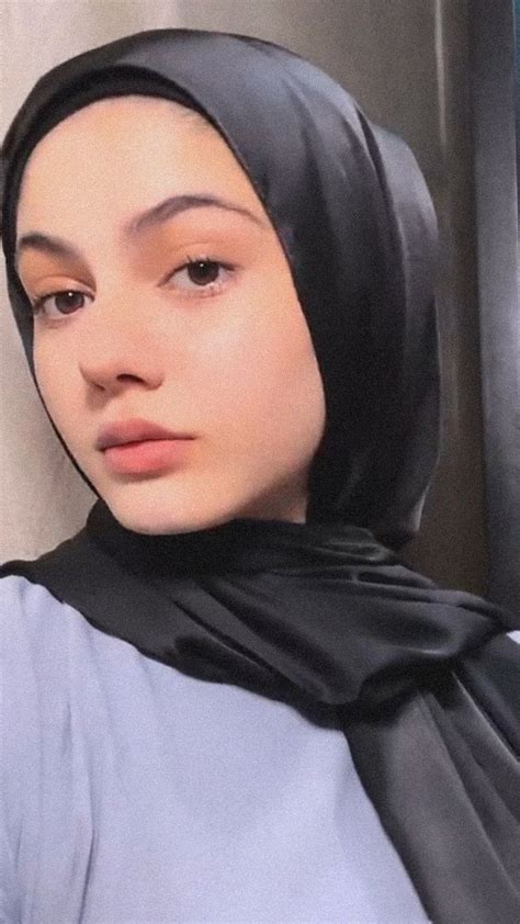 Pin Oleh Zerif Huseyinova Di Asdfg Gaya Rambut Cantik Gaya Rambut