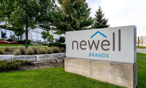 Newell Brands Newell Ex Ceo Settle With Sec Over Sales Disclosures