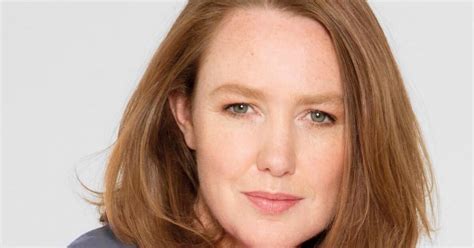 Paula Hawkins Y Cómo Escribir Sobre El Lado Oscuro De Las Mujeres Infobae