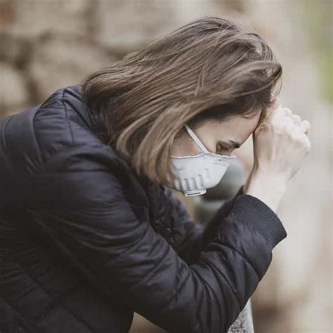 متن و شعر کوتاه و خاص سنگین در مورد کلافگی با عکس نوشته