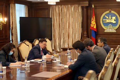 Азийн Хөгжлийн Банк манай улсад 100 сая ам долларын төсвийн дэмжлэг үзүүлнэ